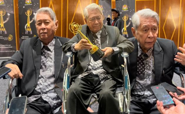Perintis Sitkom Terkenal, Othman Hafsham Dinobatkan Sebagai Tokoh ...