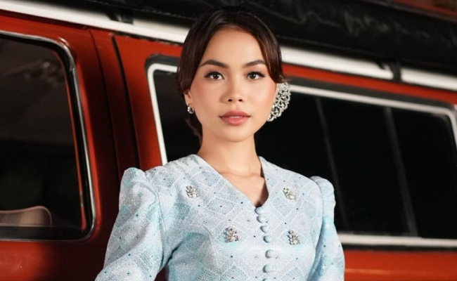 Wani Kayrie Meluangkan Masa Belas Pulang Keluarga ke Sabah dengan ...